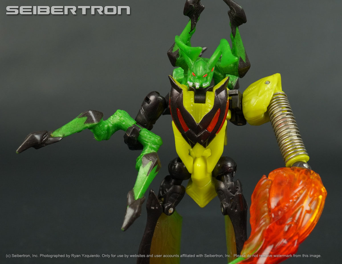 BUZZSAW Transformers Beast Machines Basic + instructions Hasbro 2000 ...