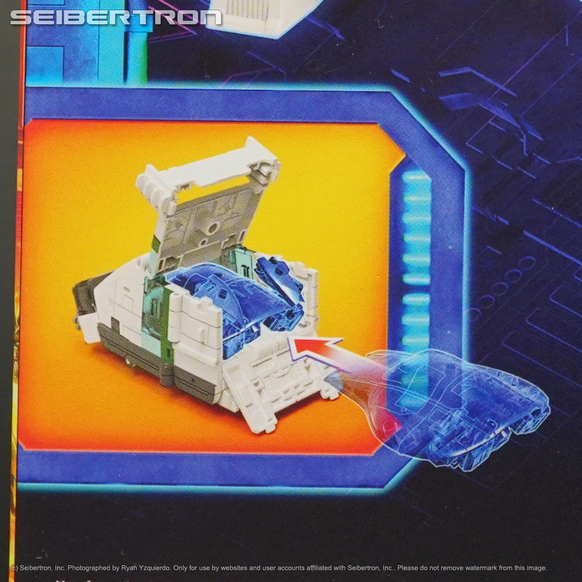 WHEELJACK Transformers Legacy United Voyager Cybertron Mode Target 2024 ...