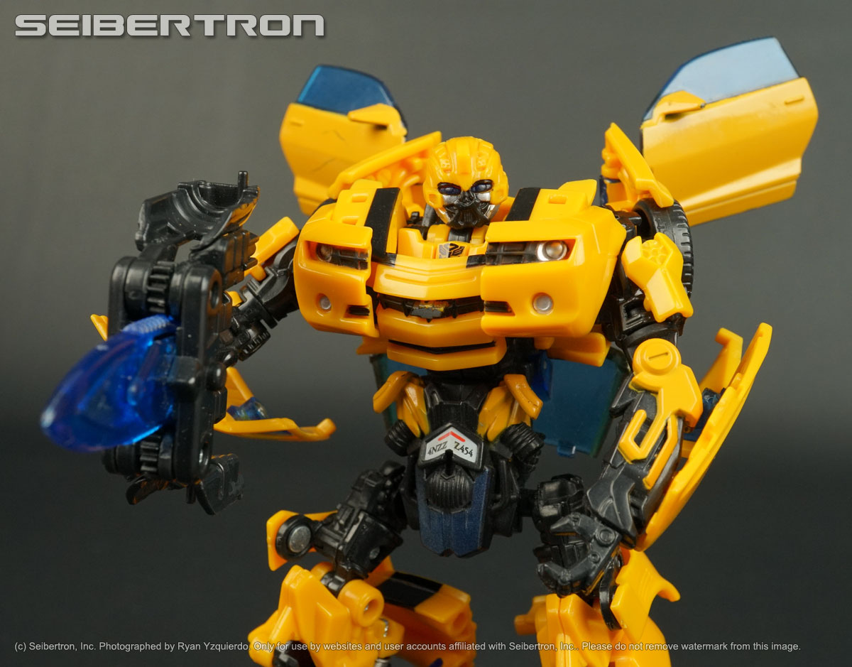 BUMBLEBEE Concept Camaro Transformers Movie Deluxe complete Hasbro 2007 ...