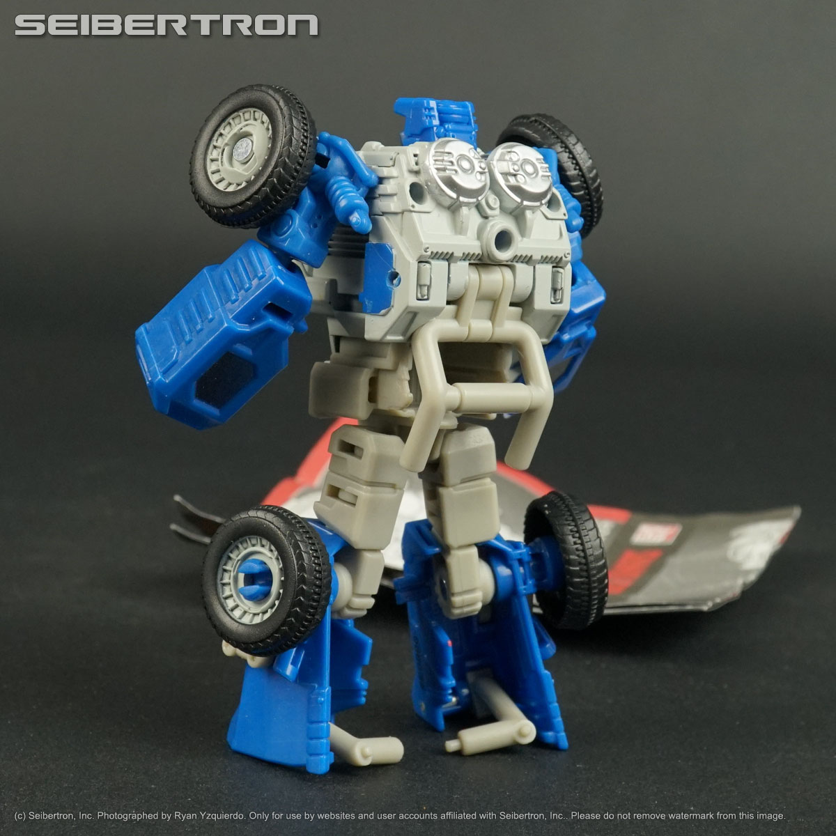 BEACHCOMBER Transformers Generations Power of the Primes Legends 2018 230903A - Seibertron Store