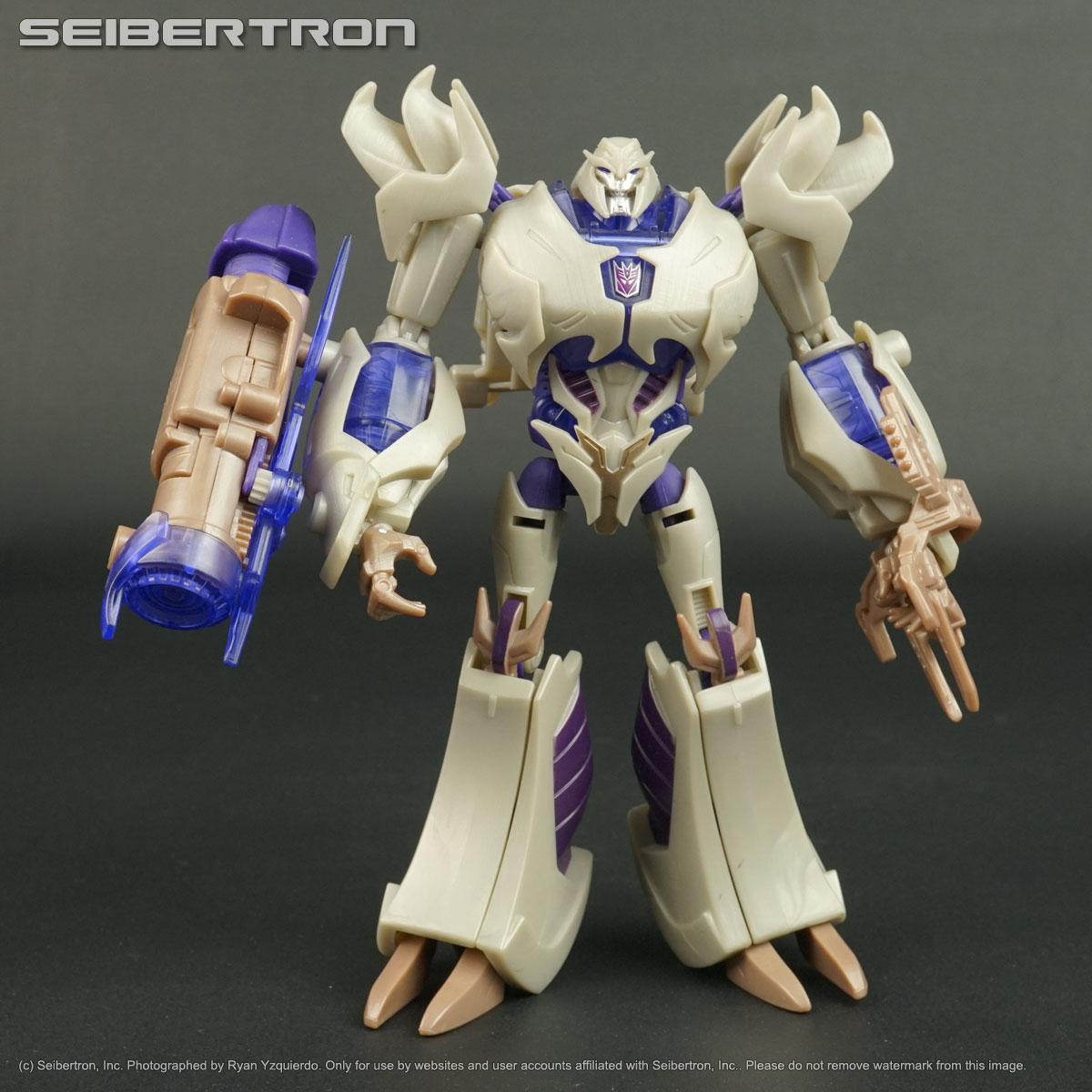 Snow Cat - Universe - Transformers