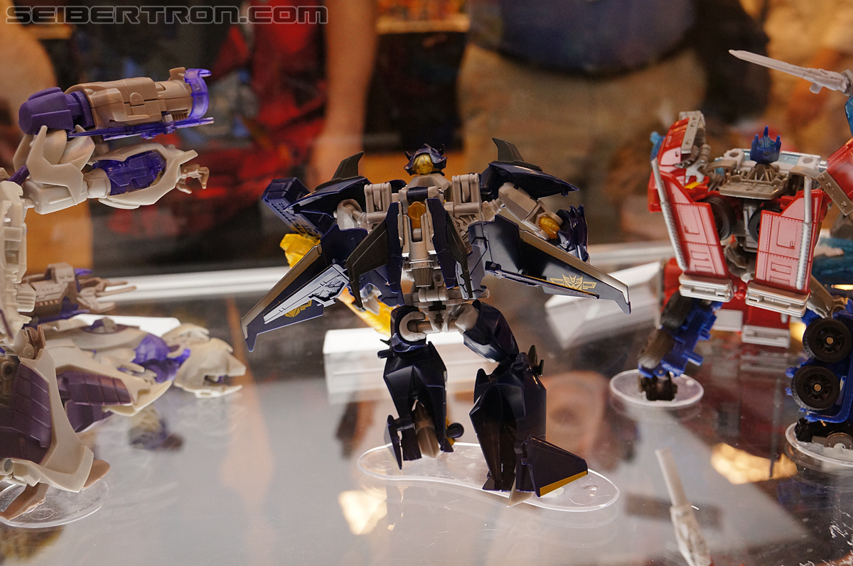 Transformers Prime product displays #2 Photo Gallery