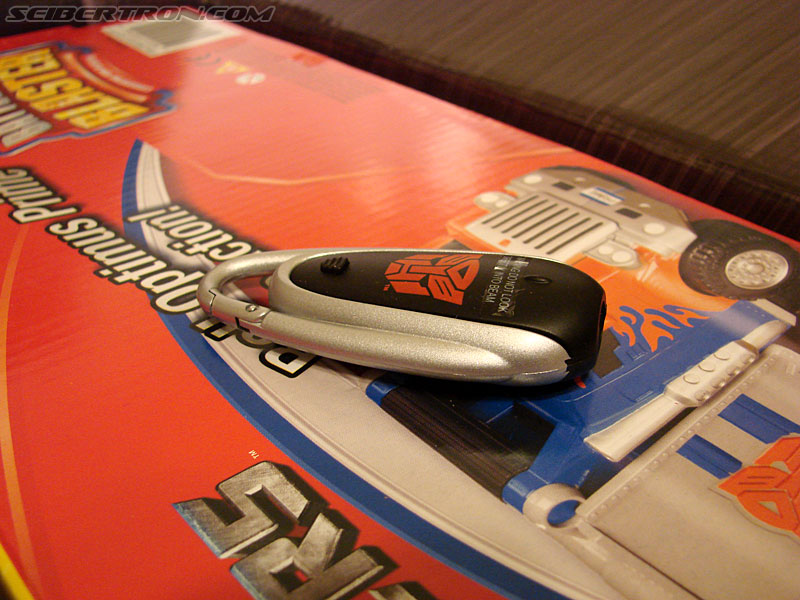 Hasbro's "Ultimate Press Kit" - Transformers