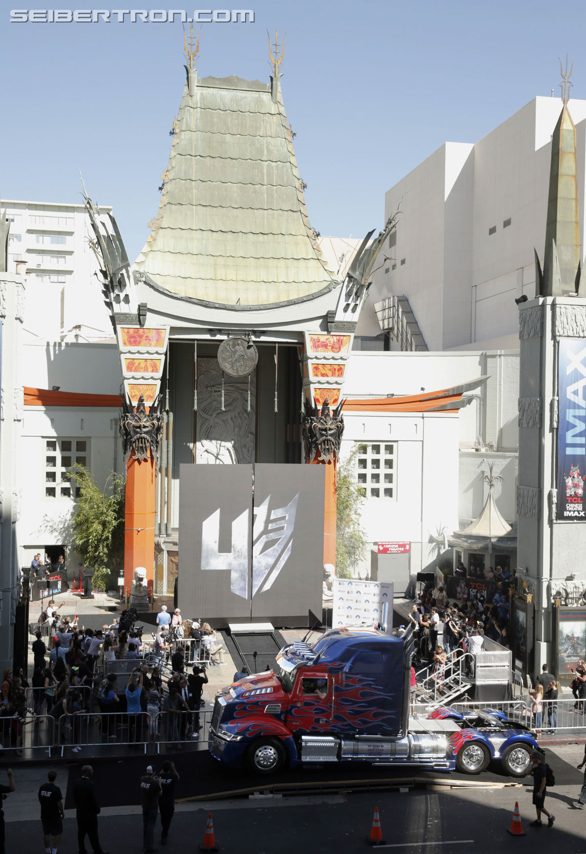 Optimus Prime Hand/Footprint Ceremony - Transformers
