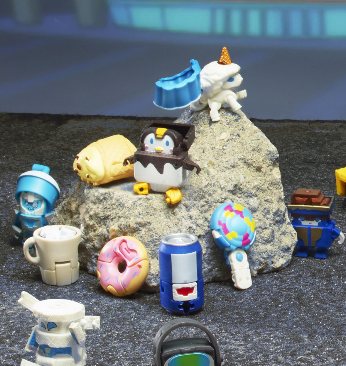 Transformers BotBots Press Release