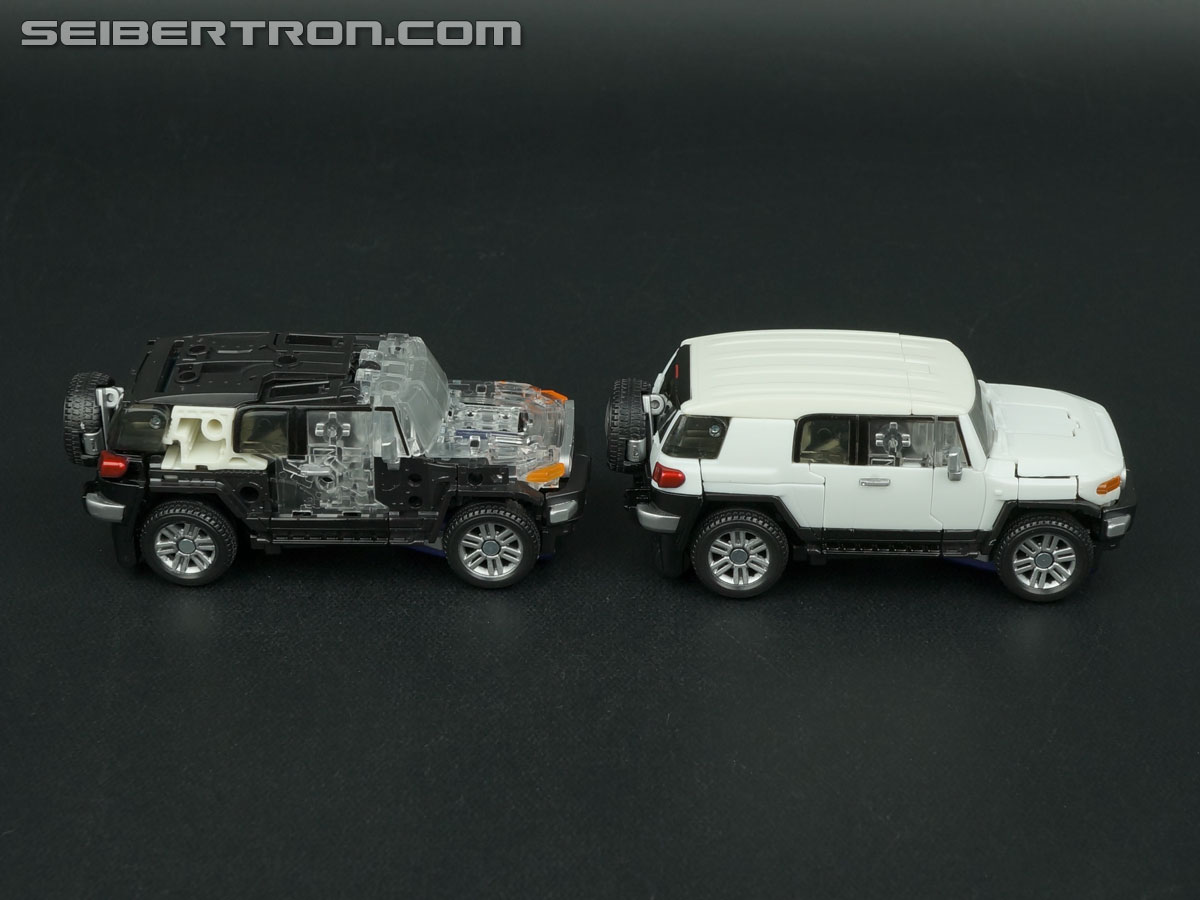Transformers Toyota FJ Cruiser Optimus Prime (Yellow) Toy Gallery ...