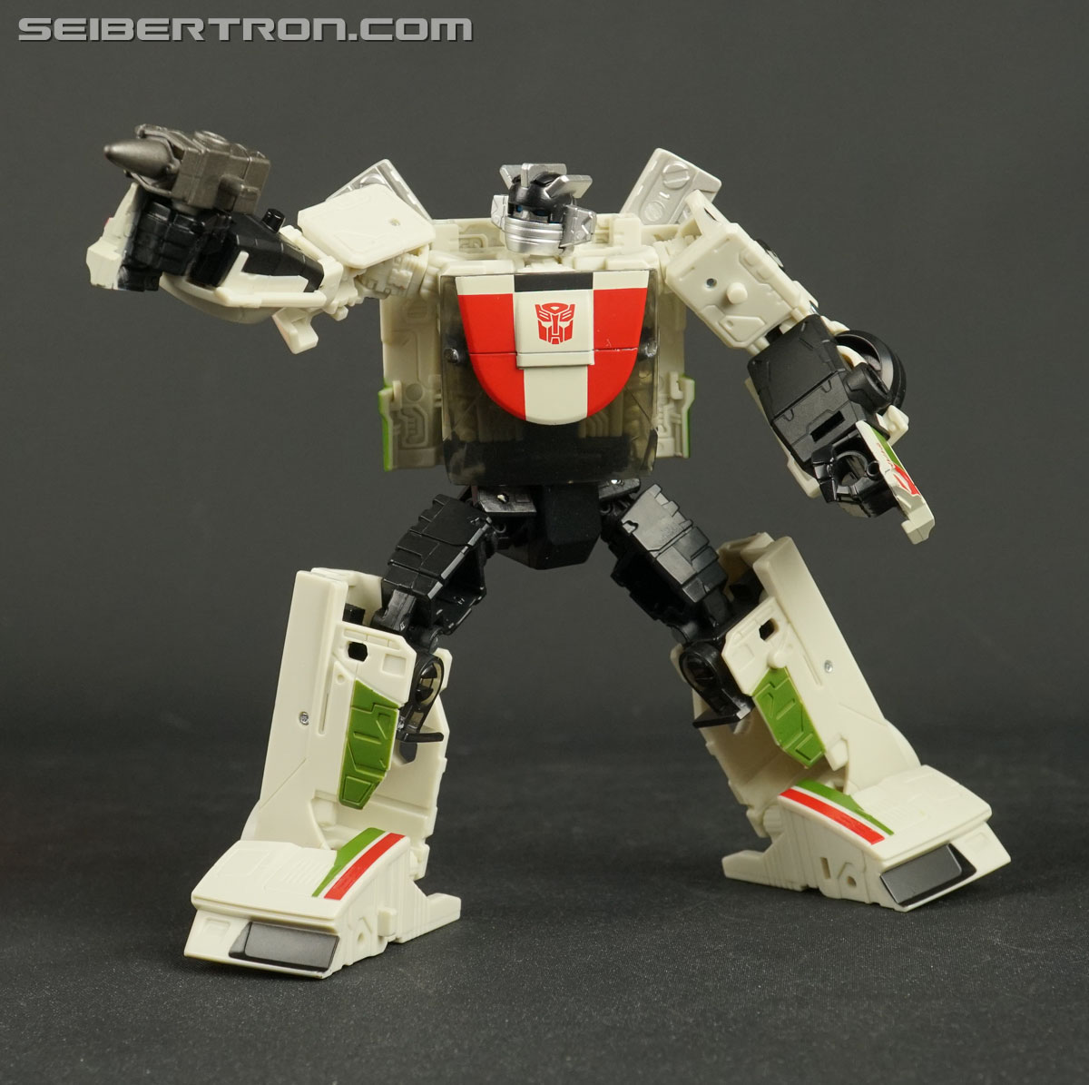 Transformers War for Cybertron: Earthrise Wheeljack Toy Gallery (Image ...