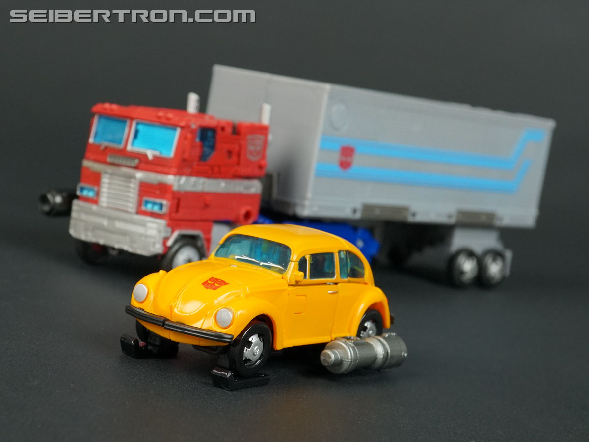 Transformers Netflix Series Bumblebee Toy Gallery (Image #80 of 187)