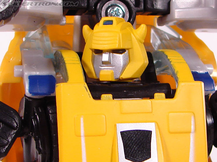 Transformers Classics Bumblebee (Bumble) Toy Gallery (Image #67 of 93)