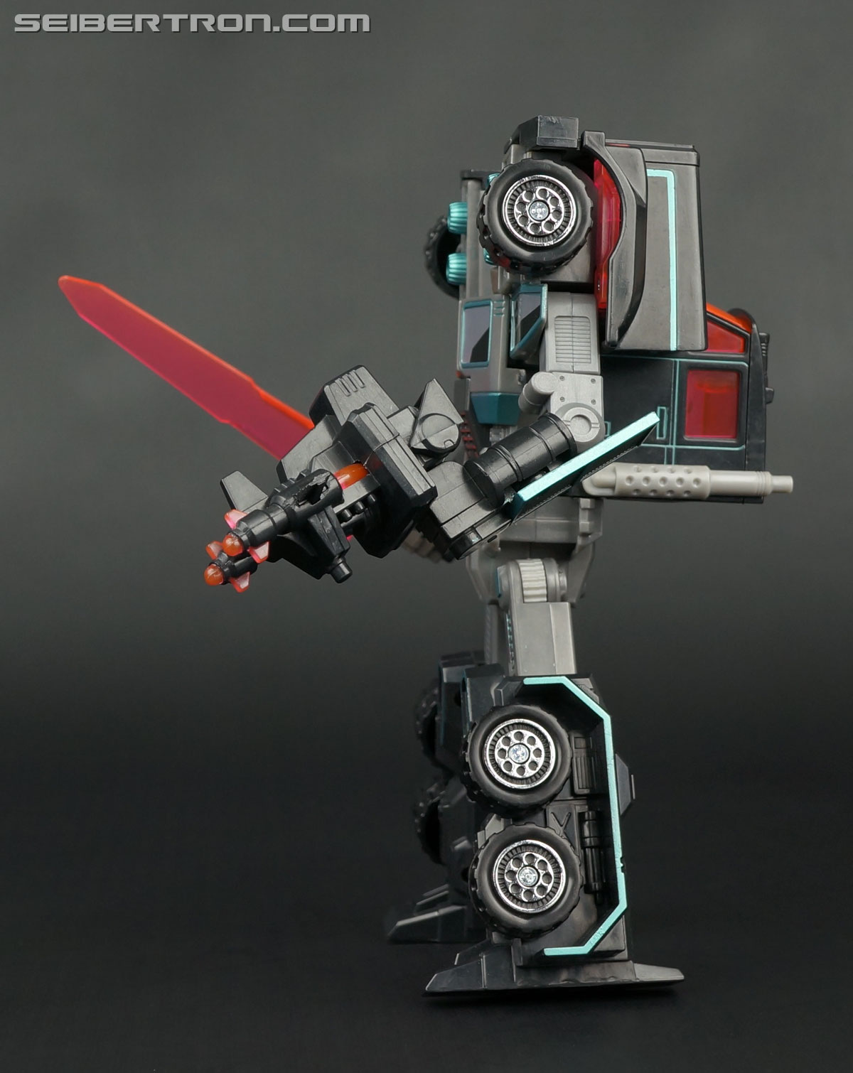 Transformers Car Robots Scourge (Black Convoy) Toy Gallery (Image #84 ...