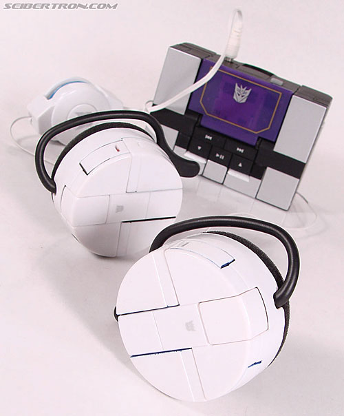 Transformers Music Label Soundwave (Blaster Black) Toy Gallery (Image ...